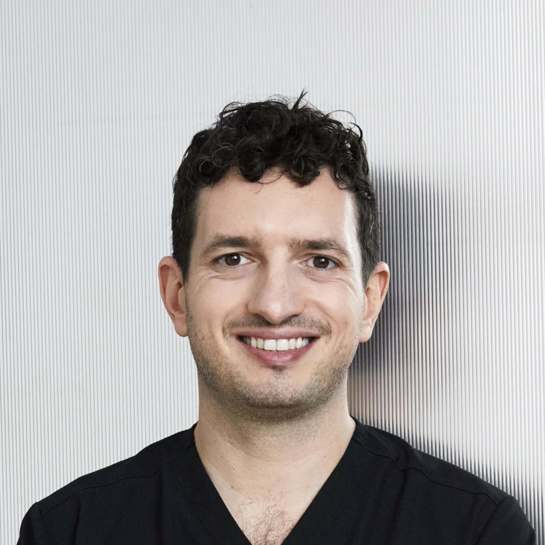 Dr. Alexander Scriba - Fachzahnarzt für Kieferorthopädie in Berlin ...