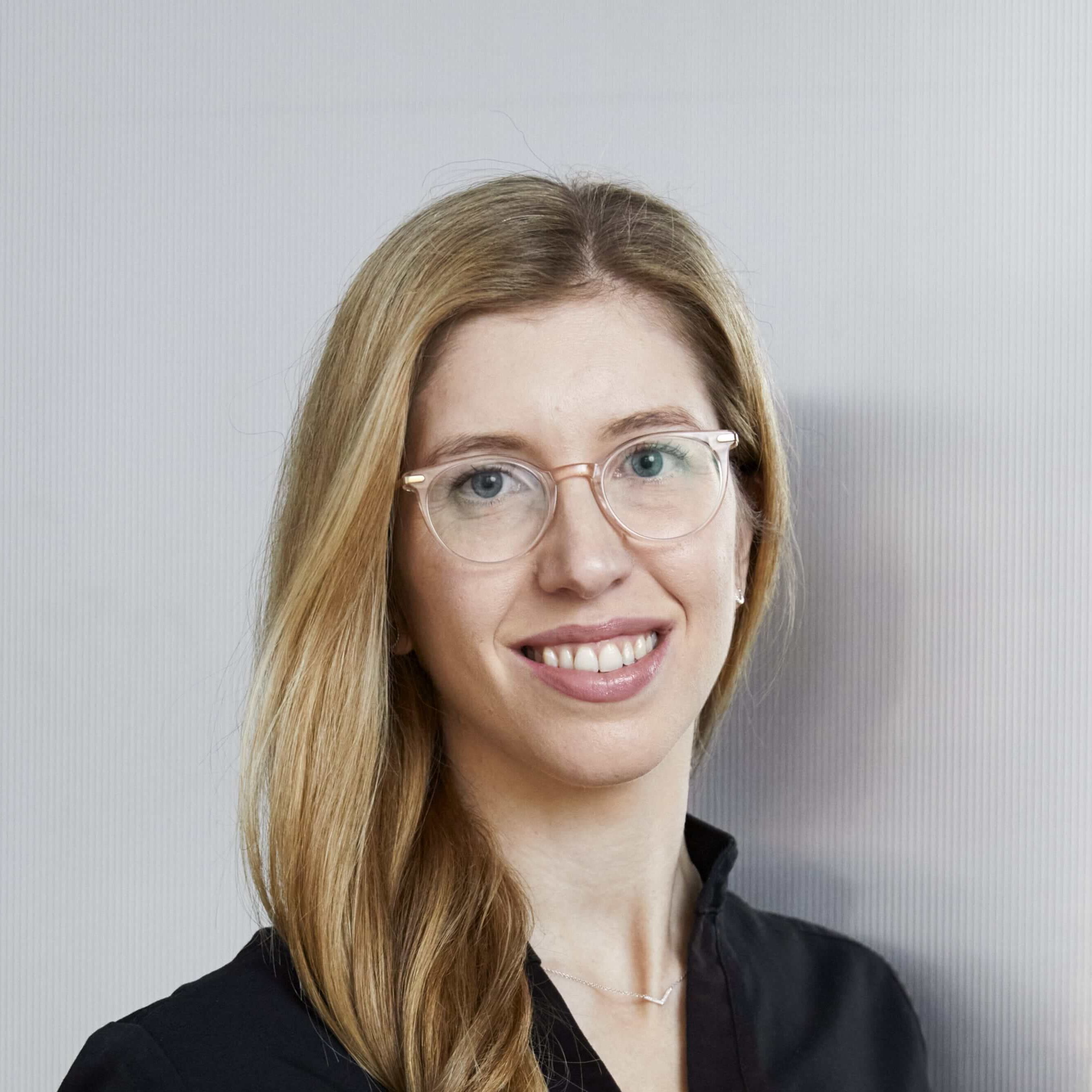 Dr. Maria Mang de la Rosa - Fachzahnärztin für Kieferorthopädie in ...